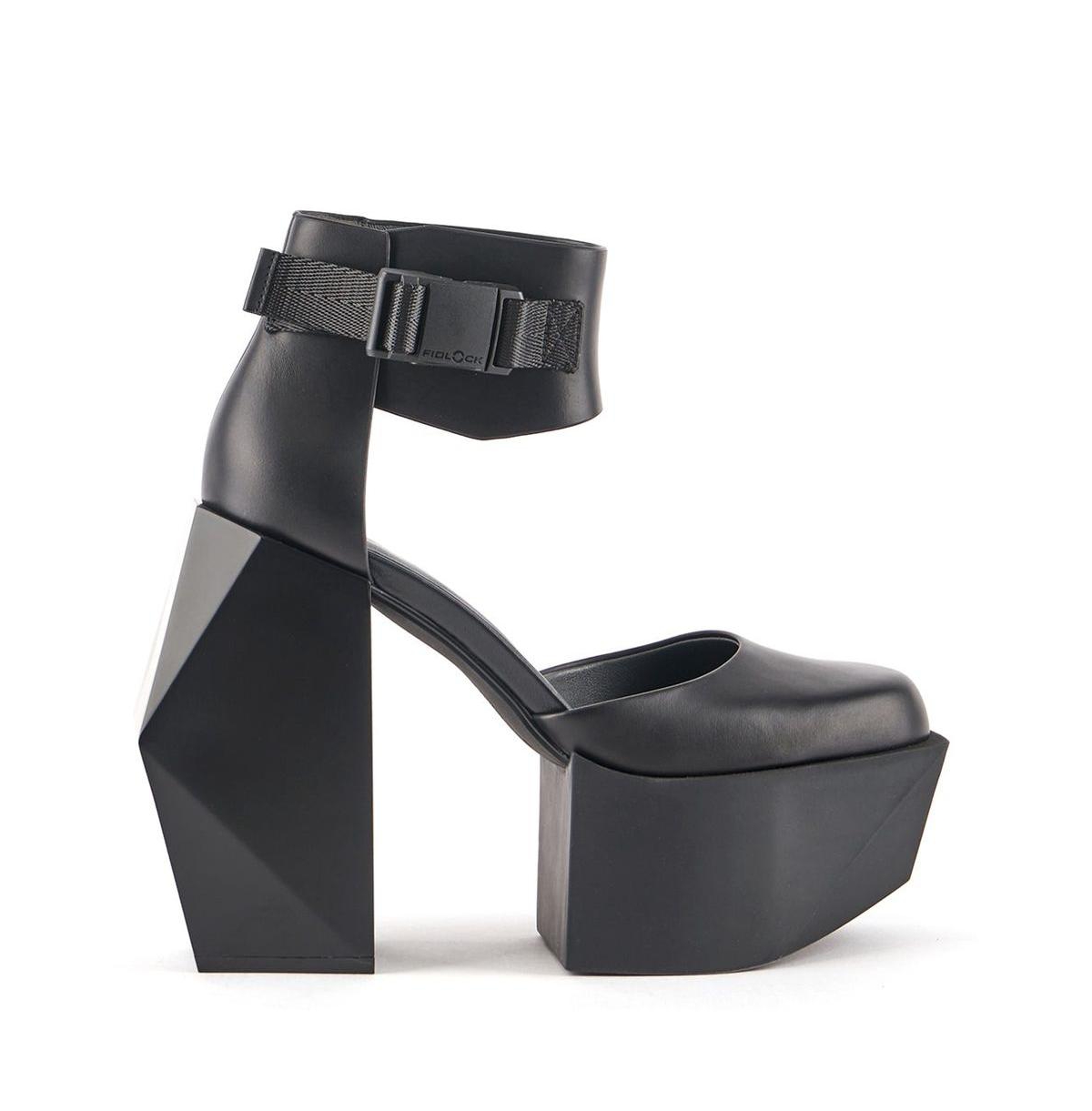 Click here for United Nude Womens Stage D2 - Black prices
