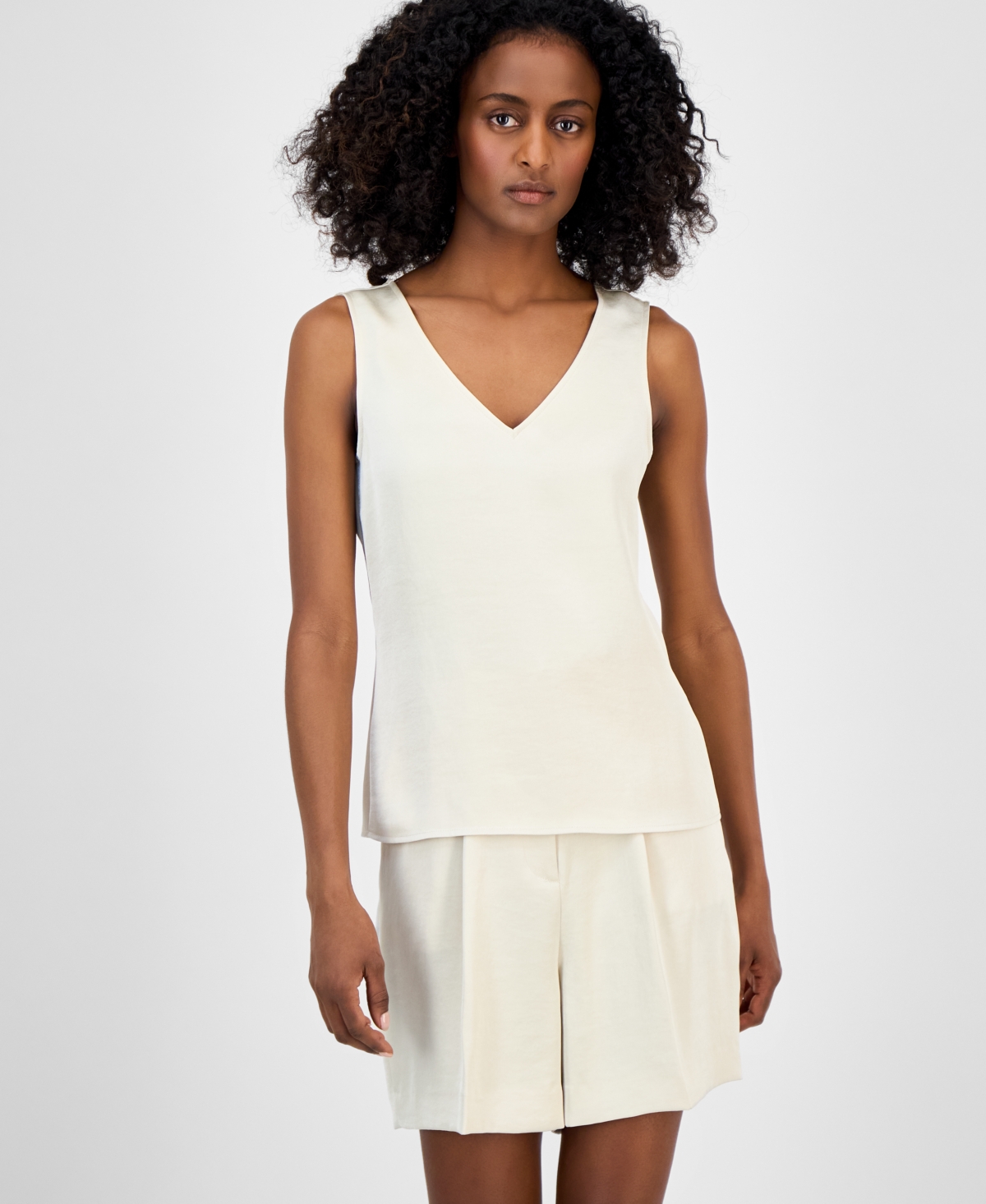 Click here for Anne Klein Womens Sleeveless V-Neck Blouse - Lt Pa... prices