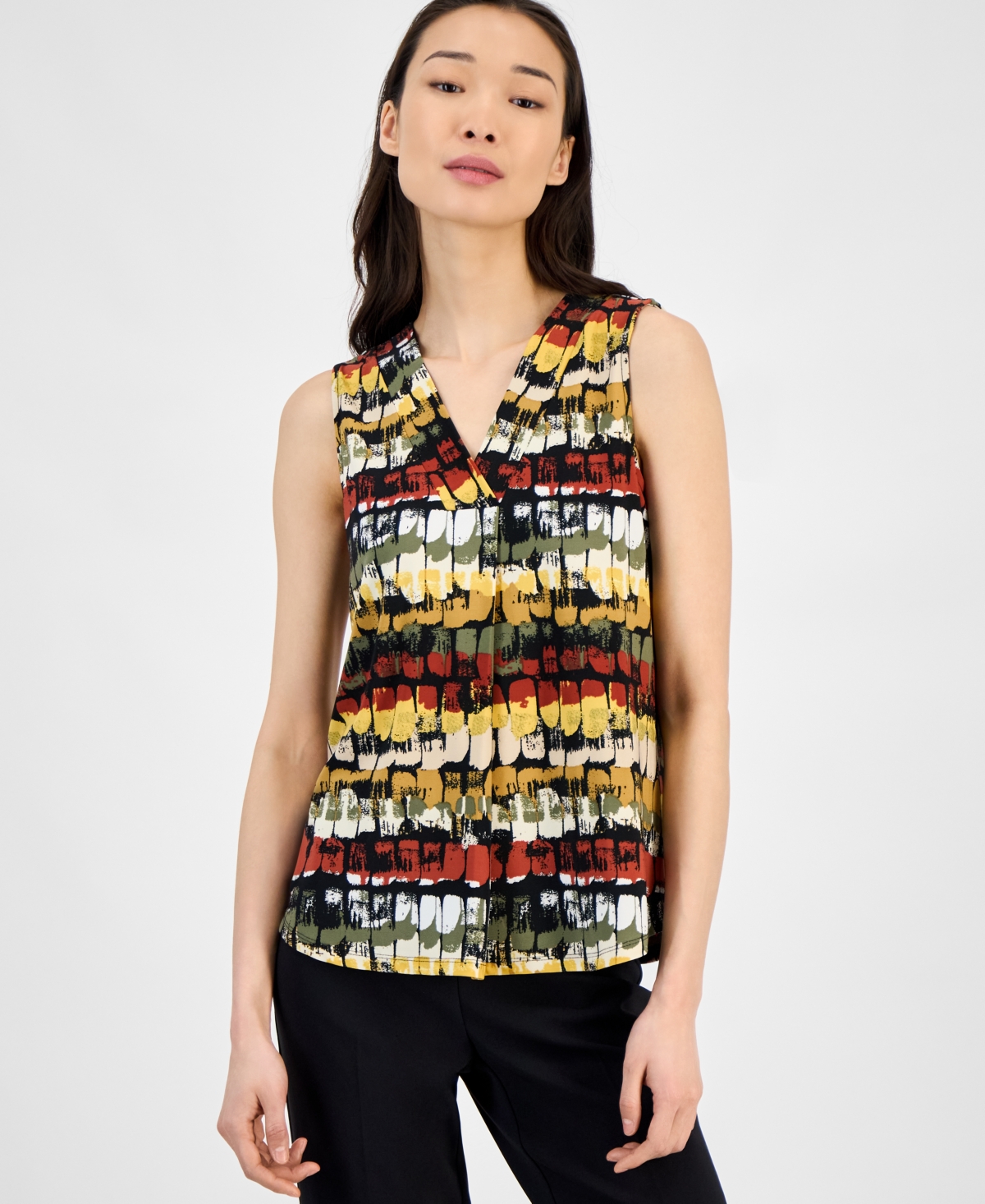 Click here for Anne Klein Womens Printed Sleeveless V-Neck Shell... prices