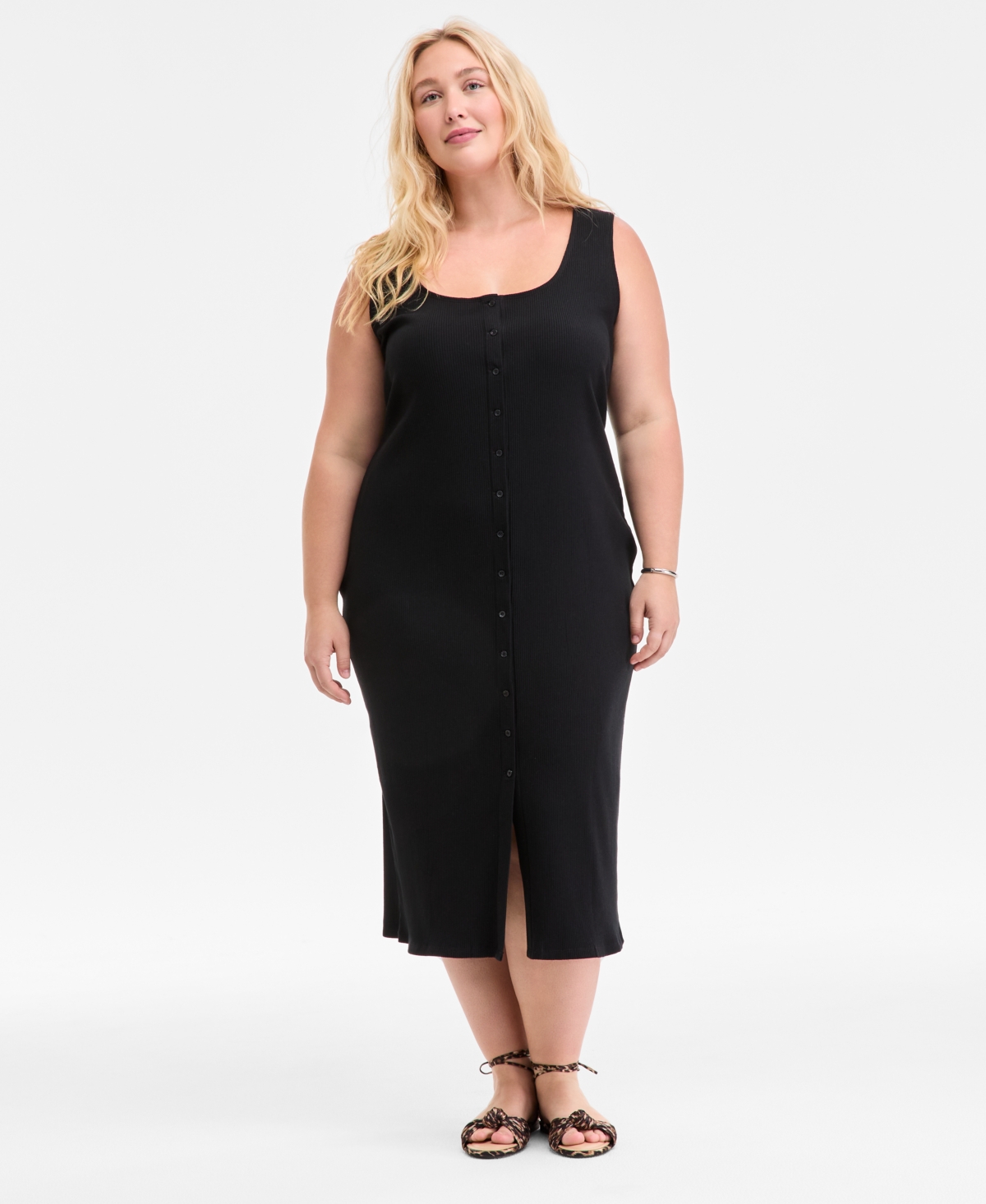 Click here for On 34th Plus Size Scoop-Neck Button-Down Midi Dres... prices