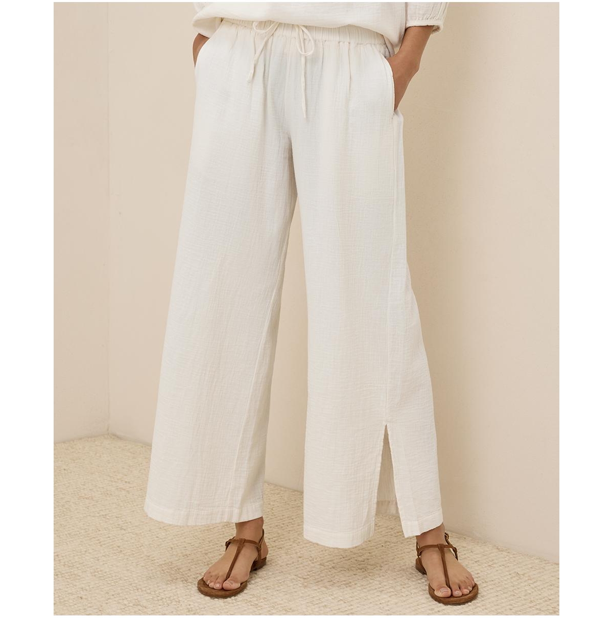 Click here for Pact Womens Organic Cotton Coastal Double Gauze Sp... prices