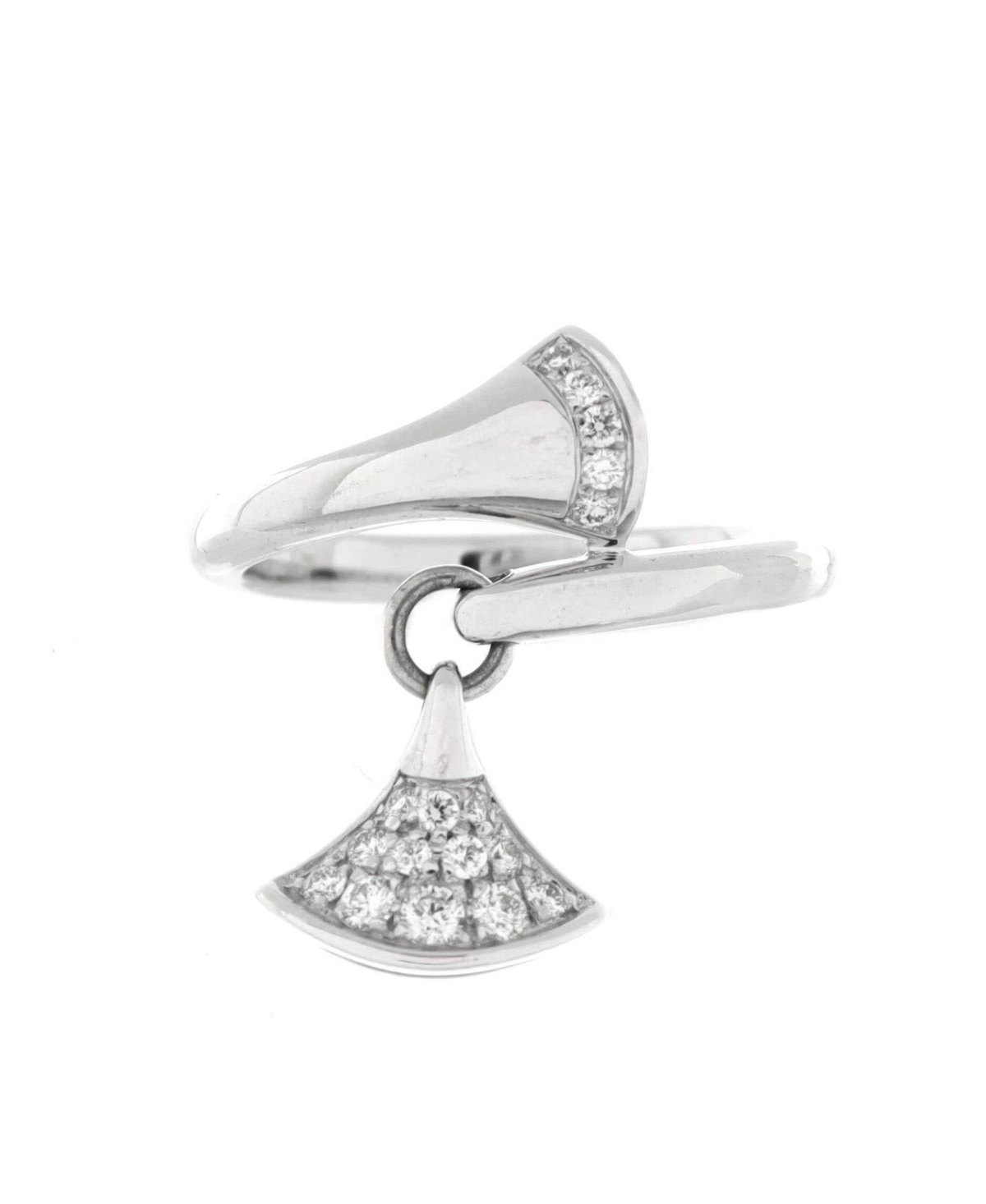 Click here for Pre-Owned Bvlgari Divas Dream Charm Ring 18K White... prices