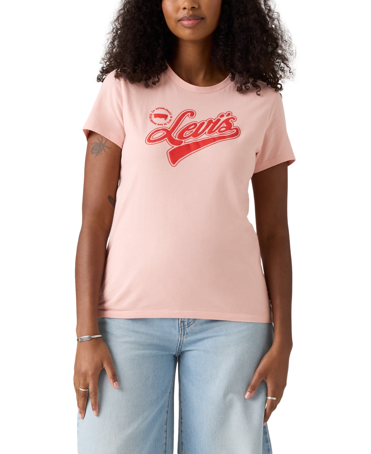 Levis Womens Short Sleeve Perfect T-Shirt  Small  Pink