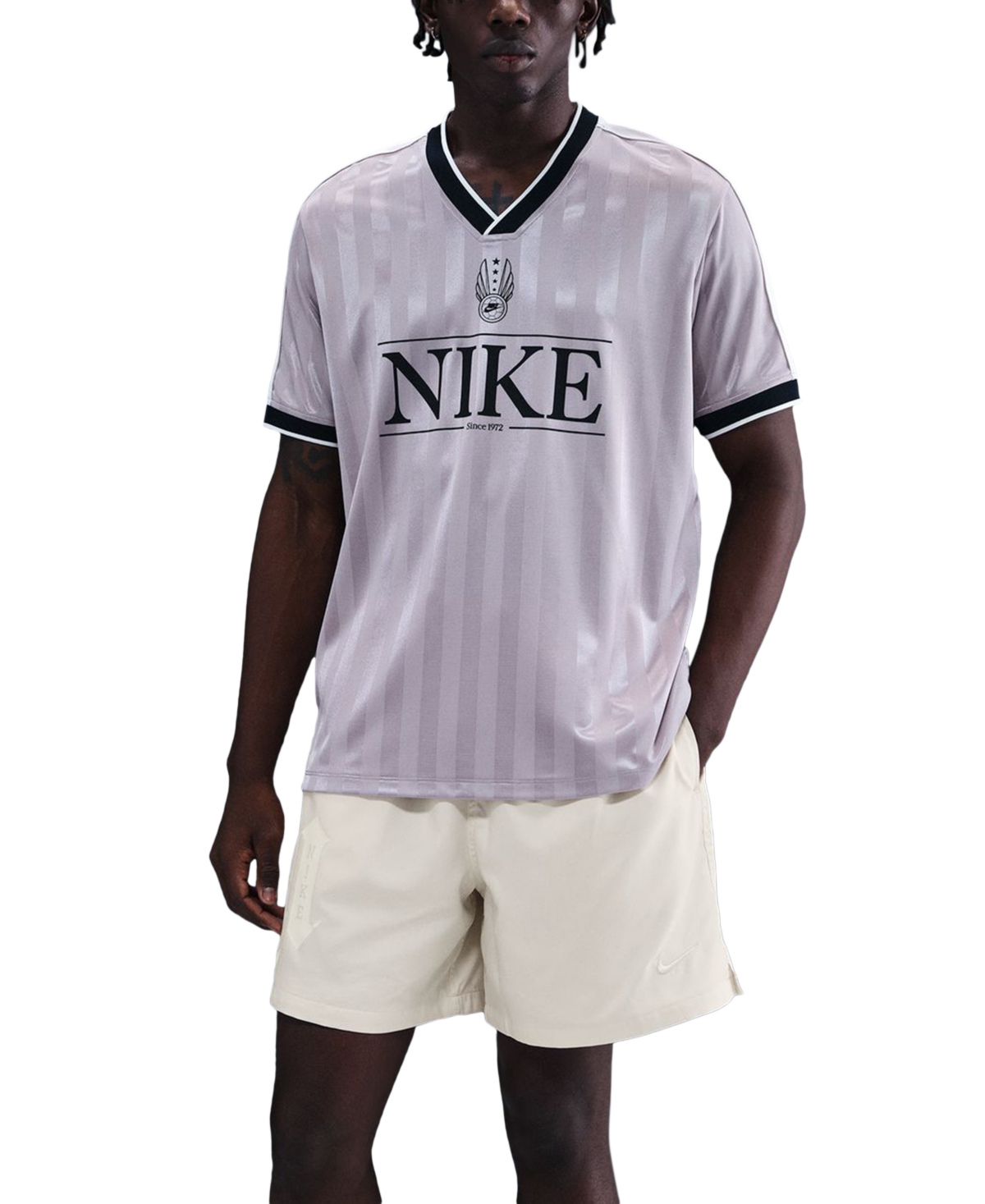 Click here for Nike Mens Club Flow Standard-Fit 6 Shorts - Phanto... prices