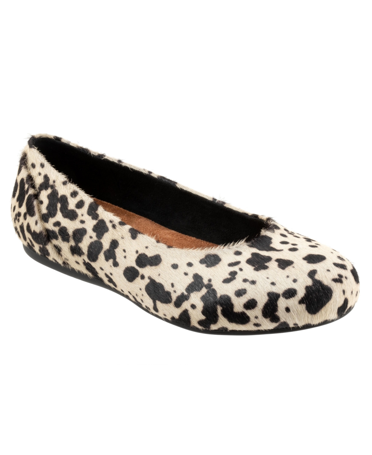 Click here for Softwalk Sonoma Flat - Black/white pony prices
