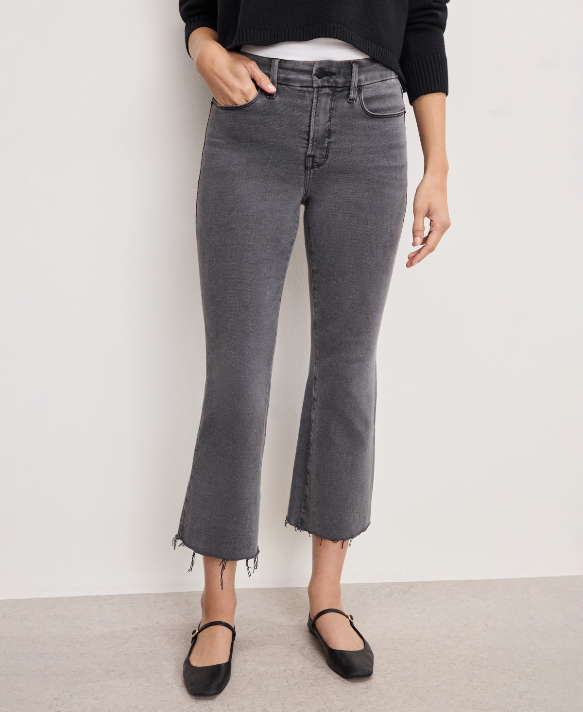 Click here for Good American Womens Soft Tech Straight Cropped Mi... prices