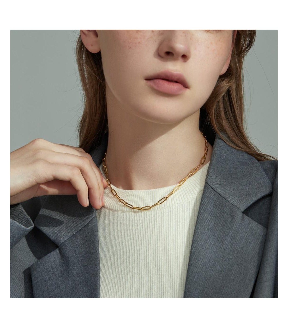 Click here for 18K Gold Plated Anne Paper Clip Necklace - Gold prices
