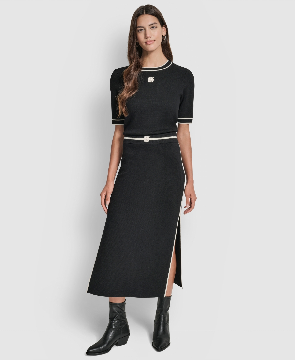 Click here for Dkny Jeans Womens Color Block Maxi Skirt - Black/E... prices