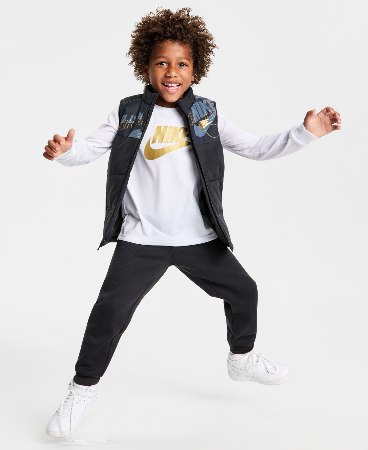 Click here for Nike Boys 4-7 3-Piece Crewneck T-Shirt  Vest and P... prices