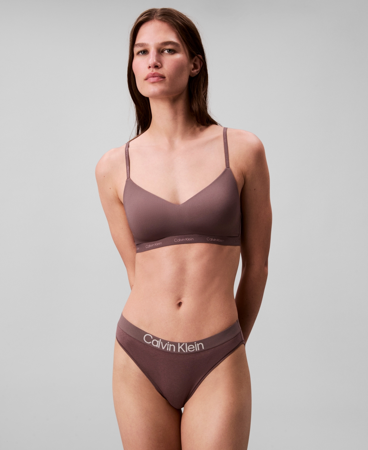 Click here for Calvin Klein Womens Form To Body Lightly Lined Bra... prices