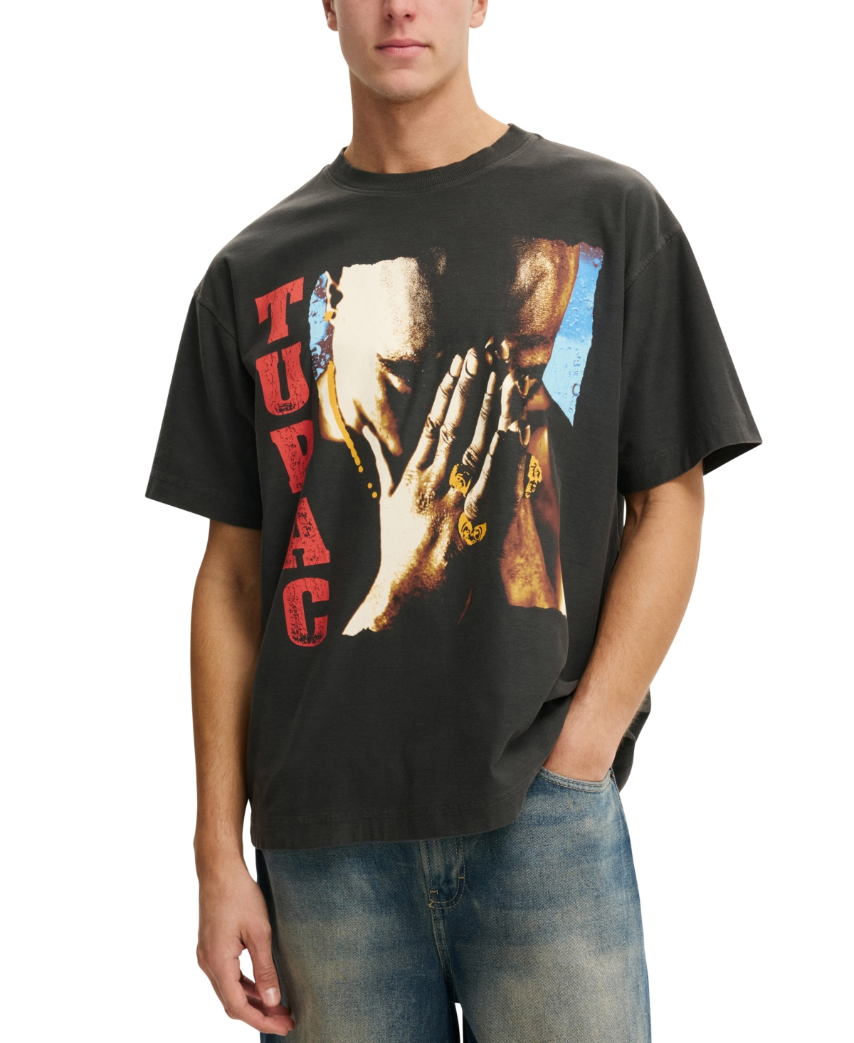 Click here for Cotton On Mens Box Fit T-Shirt - Black prices