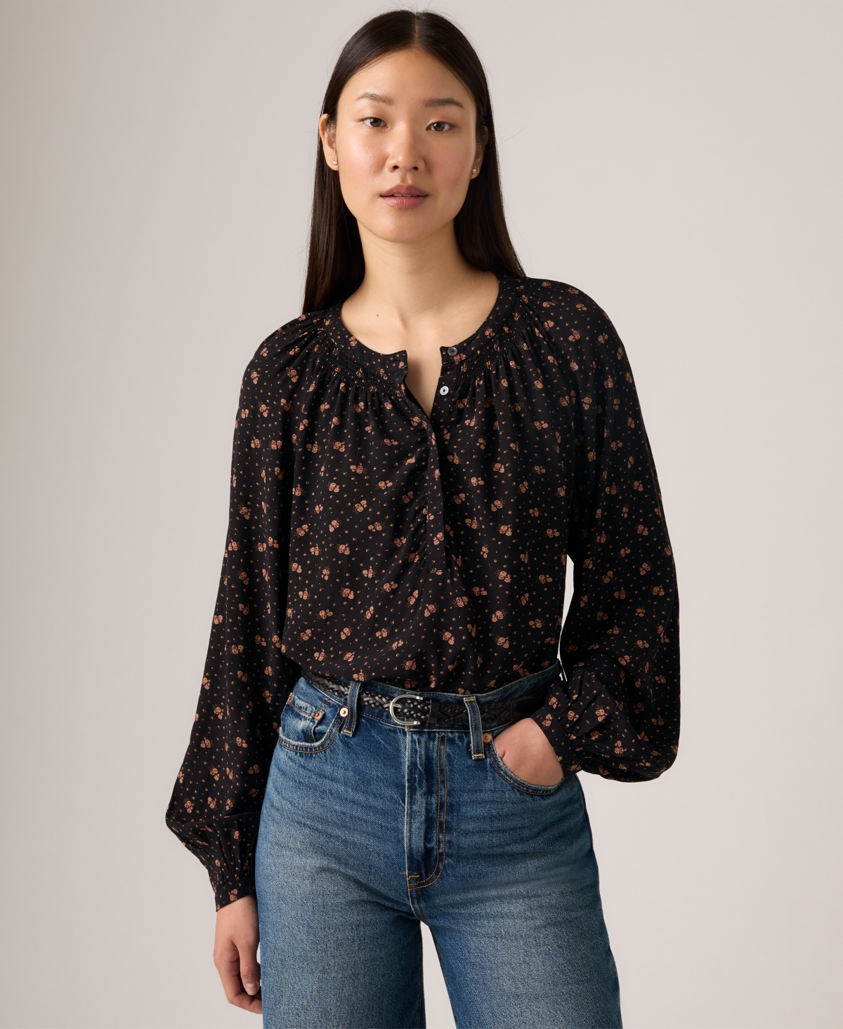 Click here for Levis Womens Estelle Long Sleeve Top - Loralei Flo... prices
