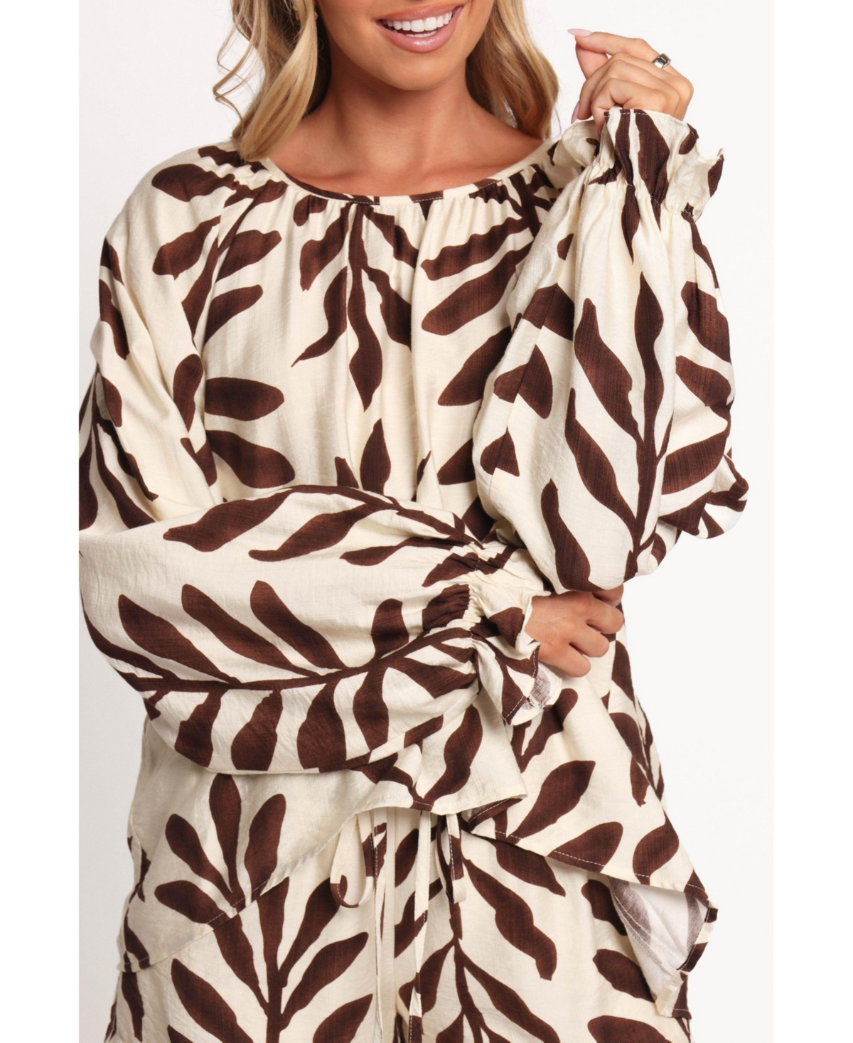 Click here for Petal and Pup Womens July Long Sleeve Smock Top -... prices