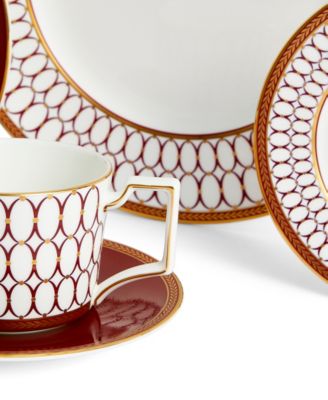 Click here for Wedgwood Renaissance Red Collection prices