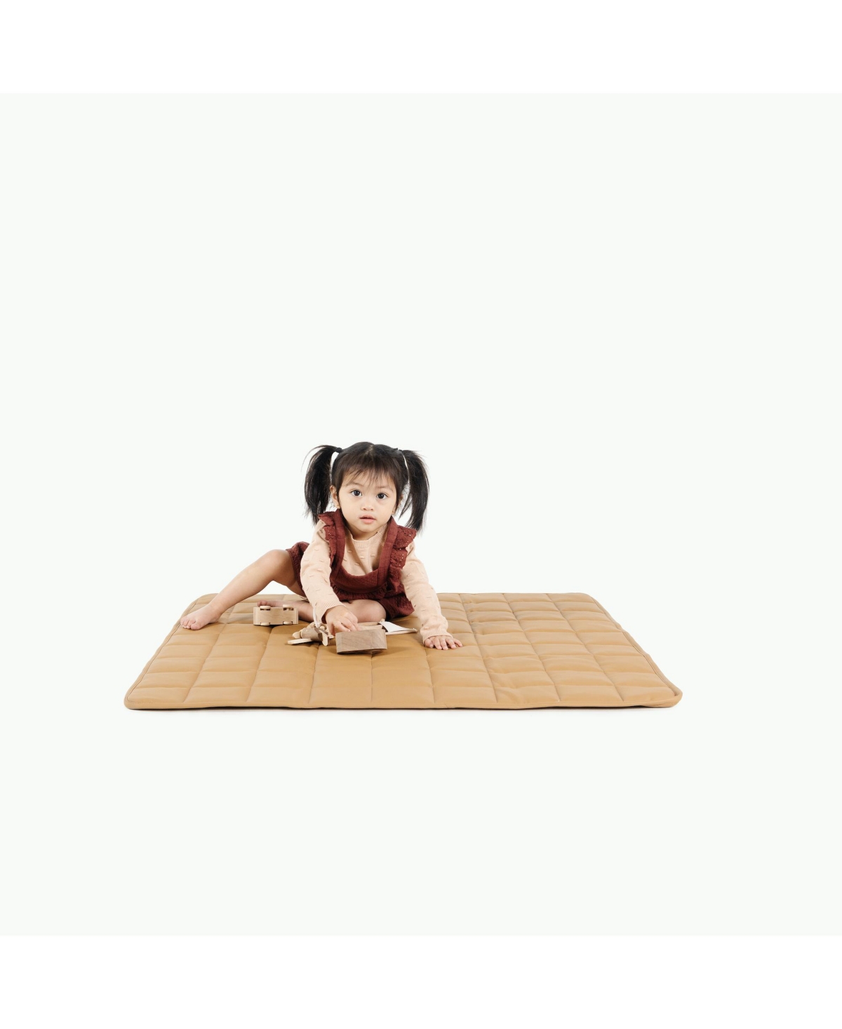 Click here for Gathre Quitlted Circle Mini Mat - Camel prices