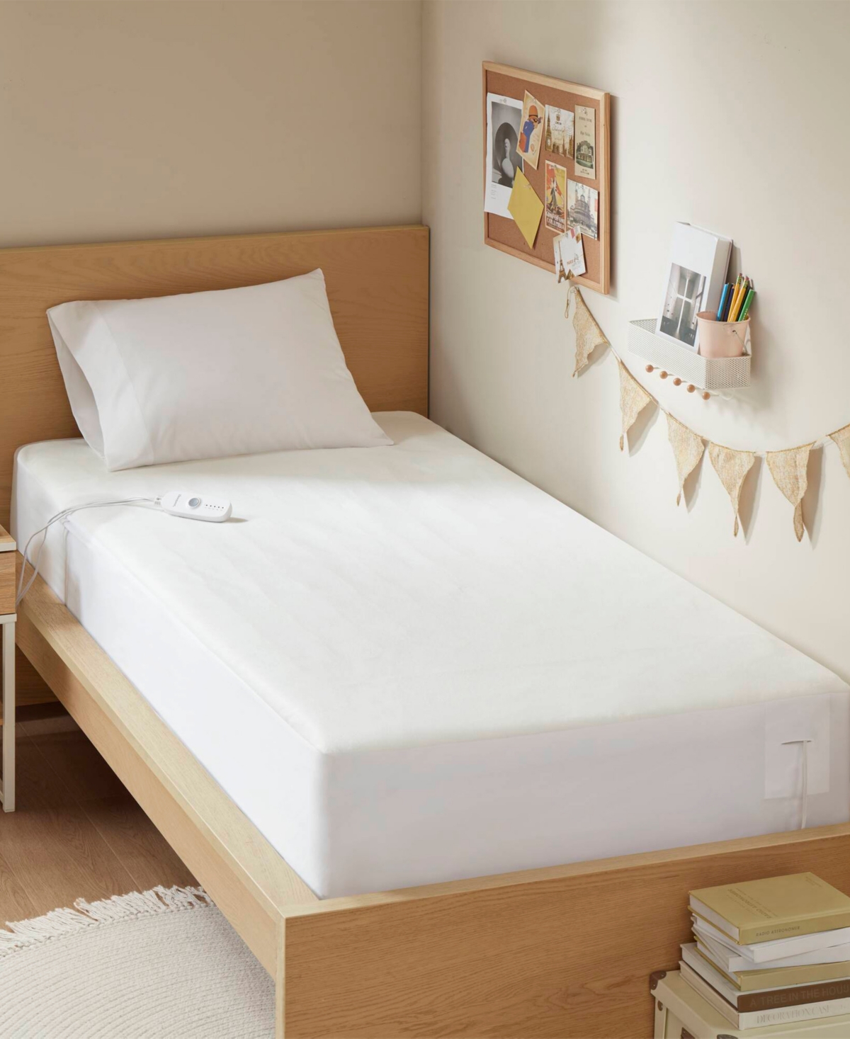 Click here for Beautyrest Nonwoven Heated Mattress Pad  Twin - Wh... prices