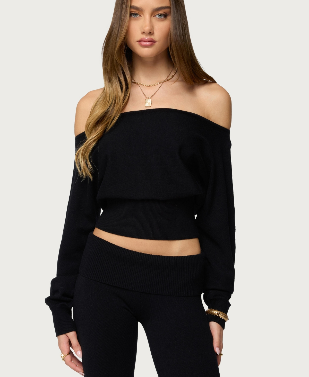 Click here for Edikted Womens Skyla Off Shoulder Knit Sweater - B... prices