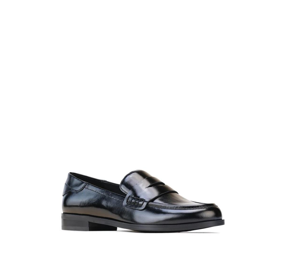 Click here for Eos Footwear Womens Jenna Loafer - Black prices