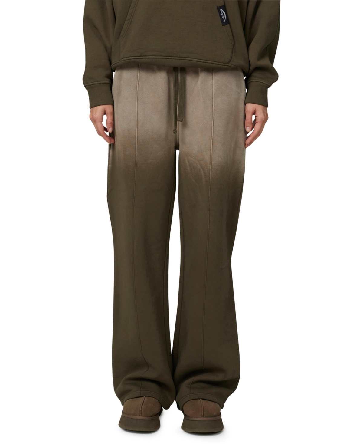 Click here for Good For Nothing Womens Gradient Spray Baggy Jogge... prices