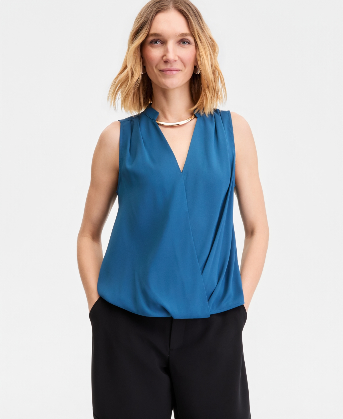 Click here for I.n.c. International Concepts Womens V-Neck Sleeve... prices