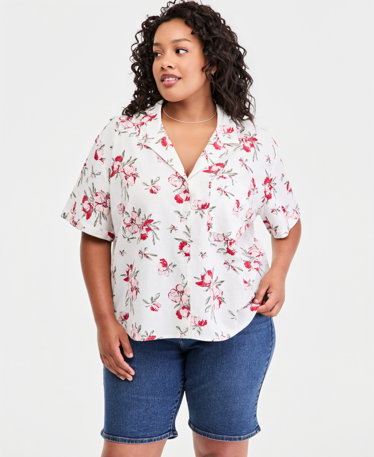 Click here for Levis Plus Size Bennie Button-Up Camp Cotton Shirt... prices