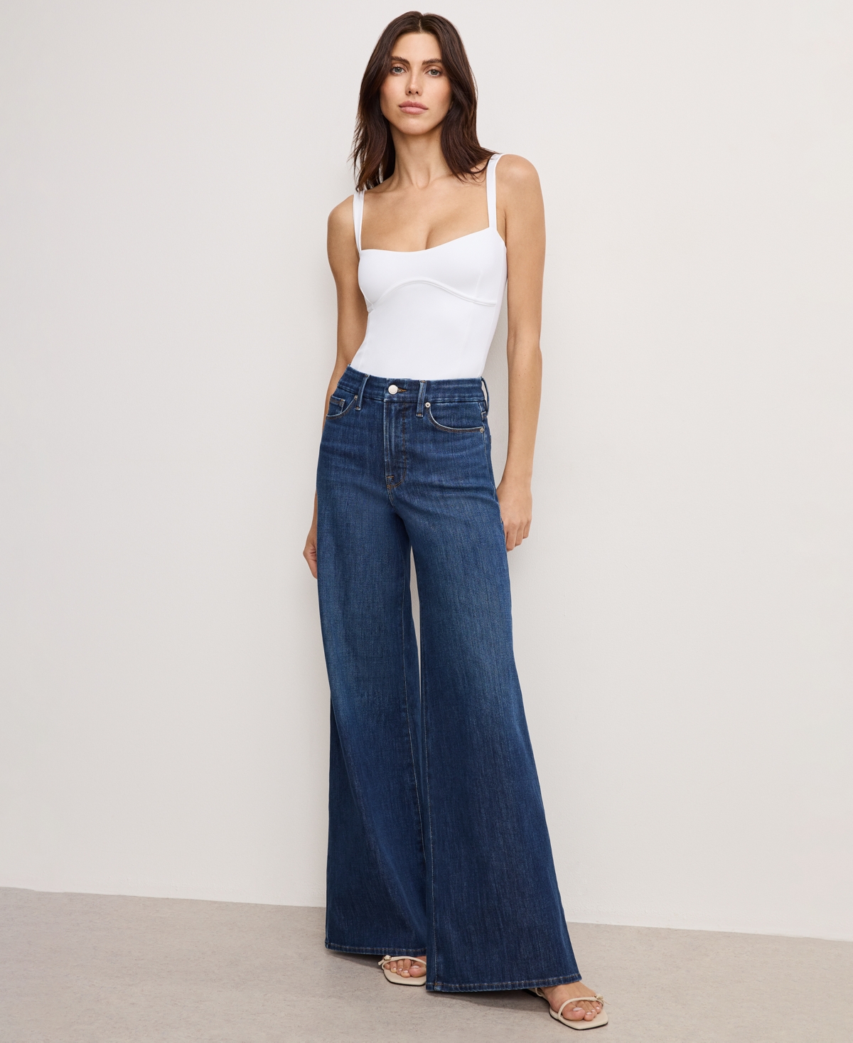 Click here for Good American Womens Sweetheart Neck Tank Bodysuit... prices