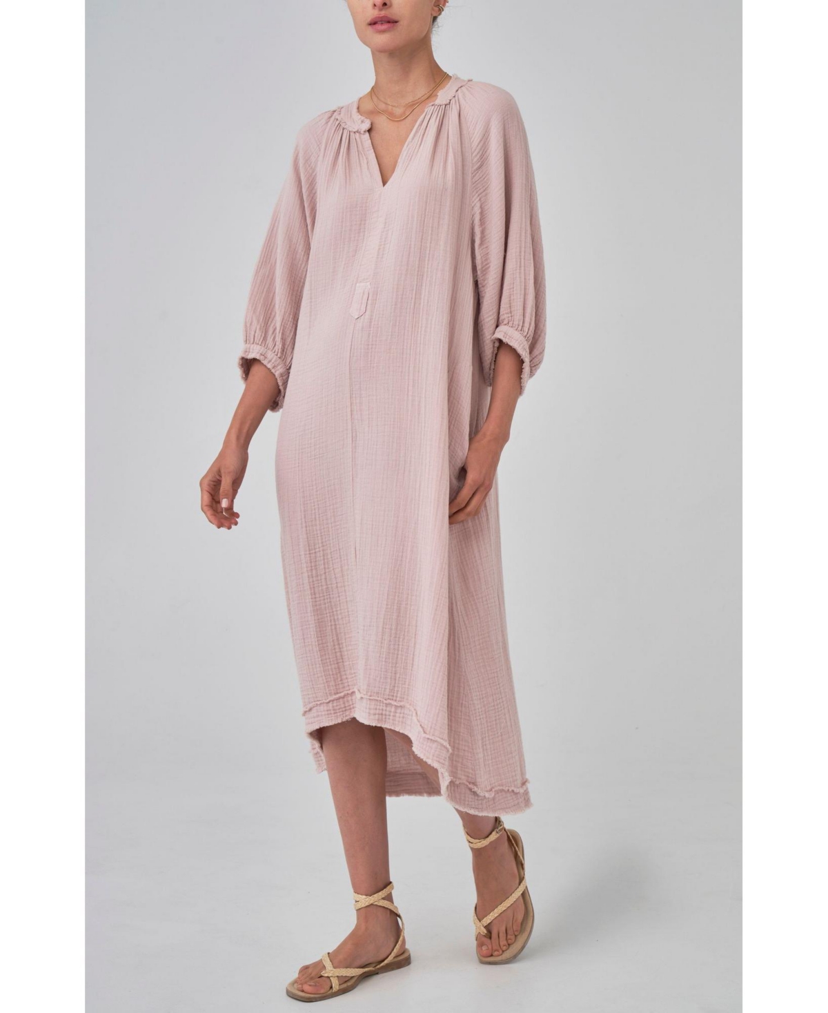 Click here for Ocean+Main Womens Ocean+Main Gauze Dress with Pock... prices