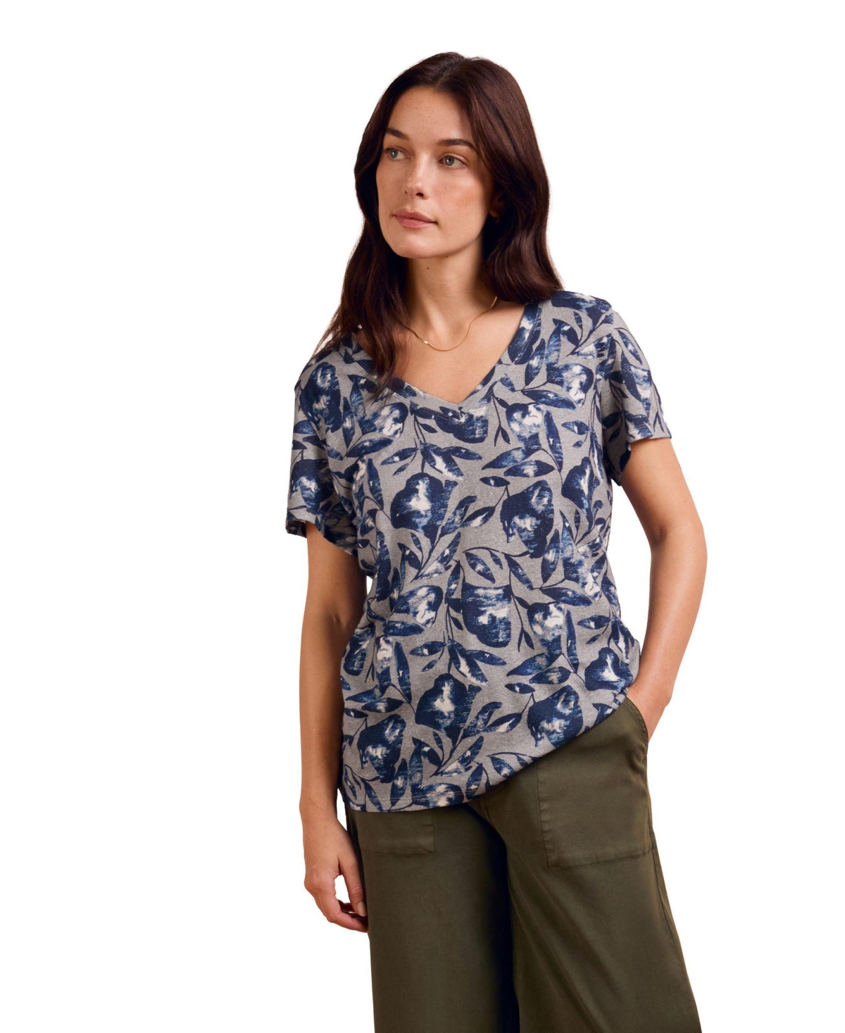 Click here for Celtic & Co. Womens Relaxed V-Neck Linen Blend T-S... prices
