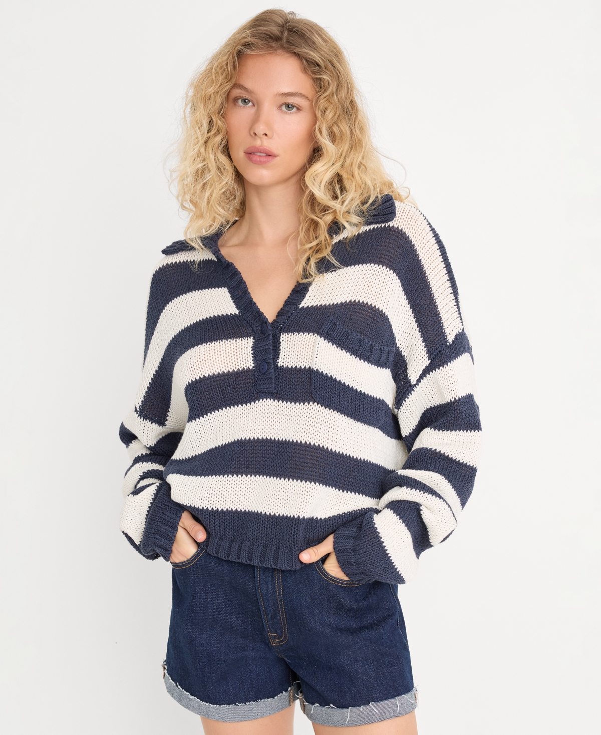 Click here for Good American Womens Cotton-Blend Boxy Henley Swea... prices
