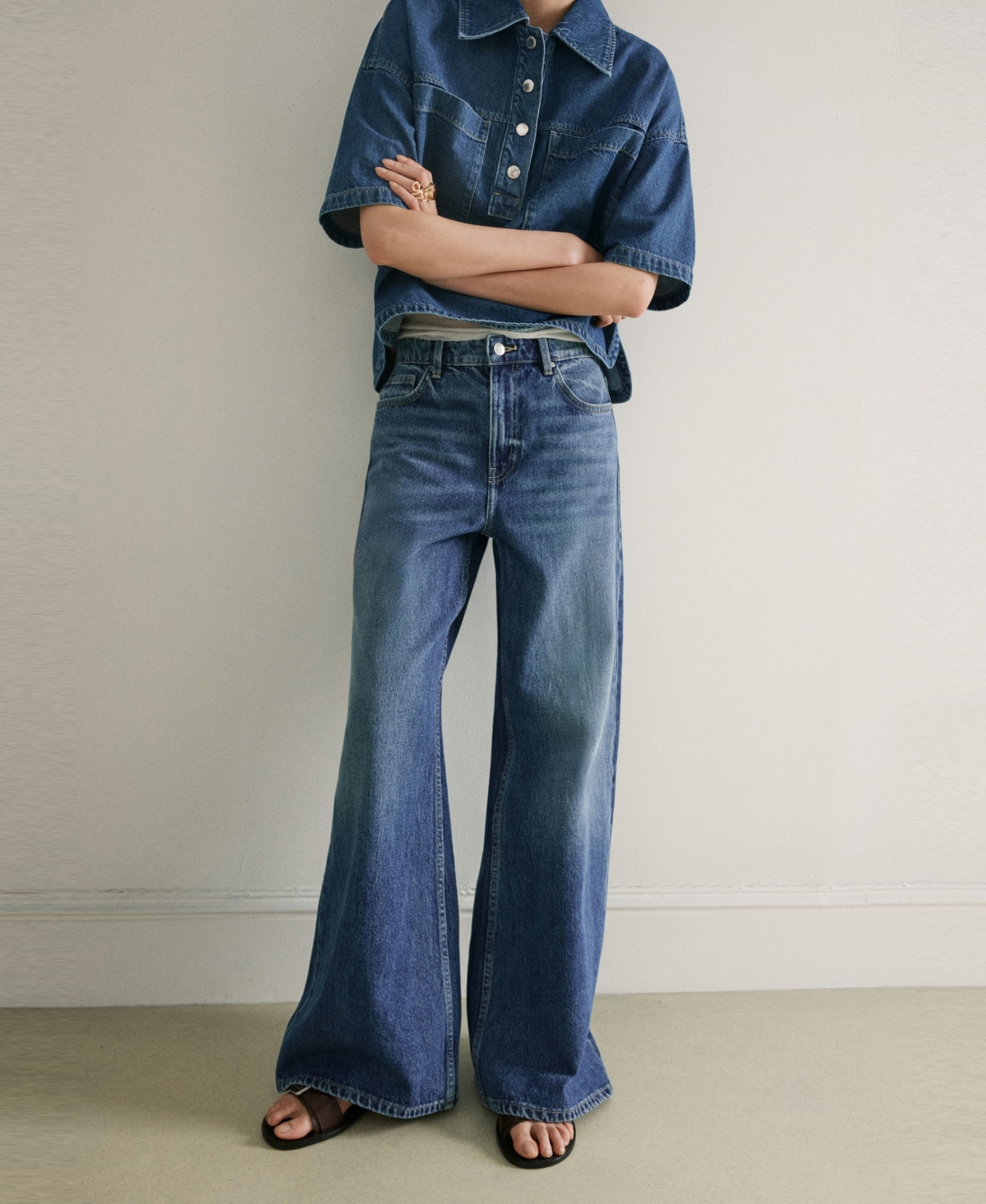 Click here for Mango Womens Wide Leg Mid-Rise Jeans - Medium Blue prices