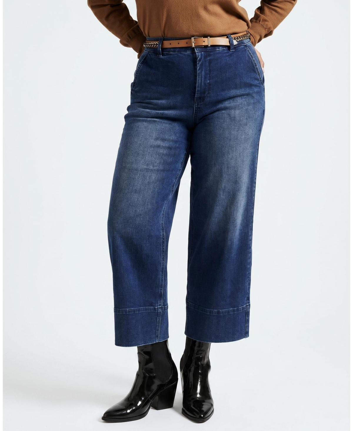 Click here for Universal Standard Womens Carol High Rise Cropped... prices