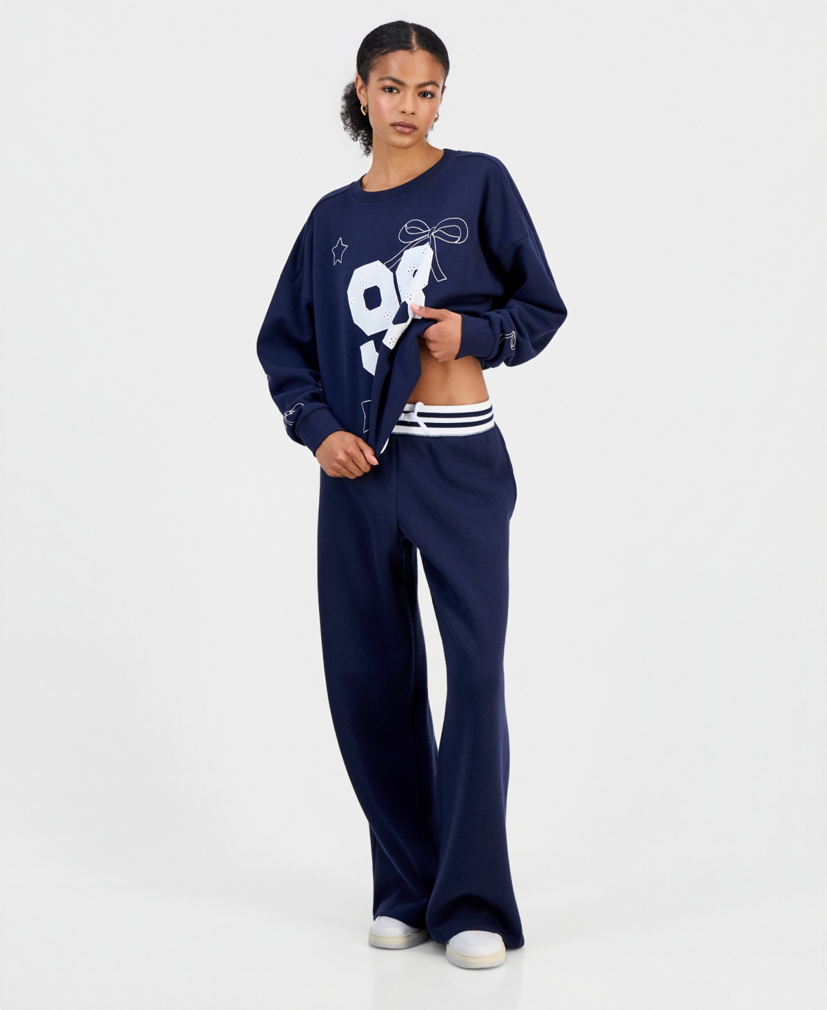 Click here for Madden Girl Juniors Wide Fleece Contrast-Waist Swe... prices