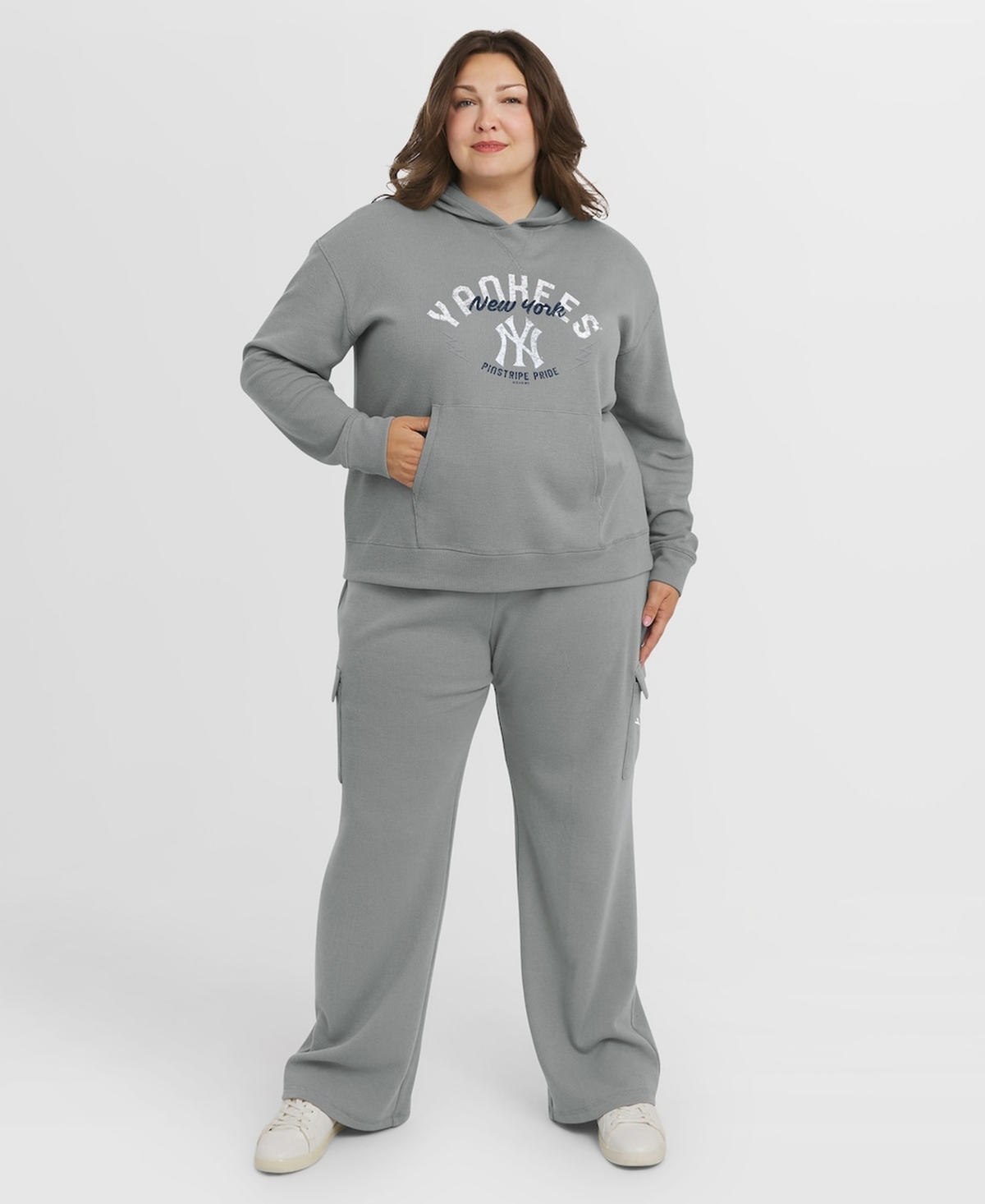 Click here for Wear by Erin Andrews Womens Gray New York Yankees... prices