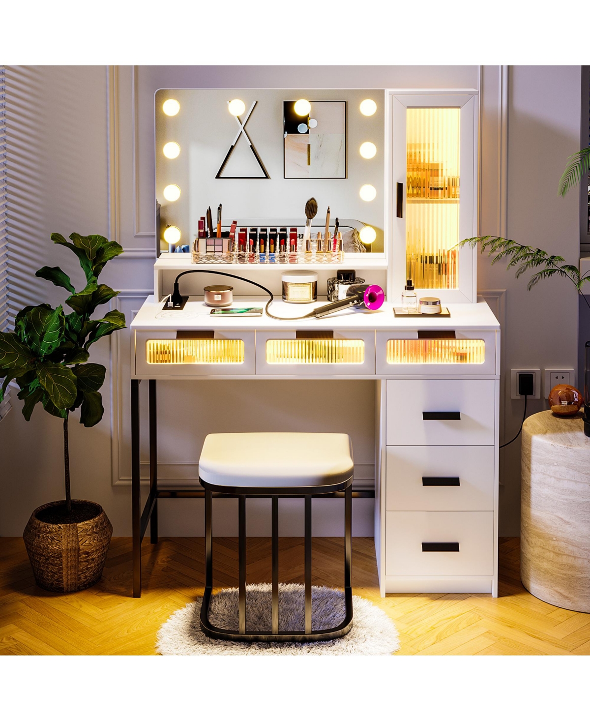 Click here for Vlsrka Vanity Desk with Hollywood Mirror and Led L... prices