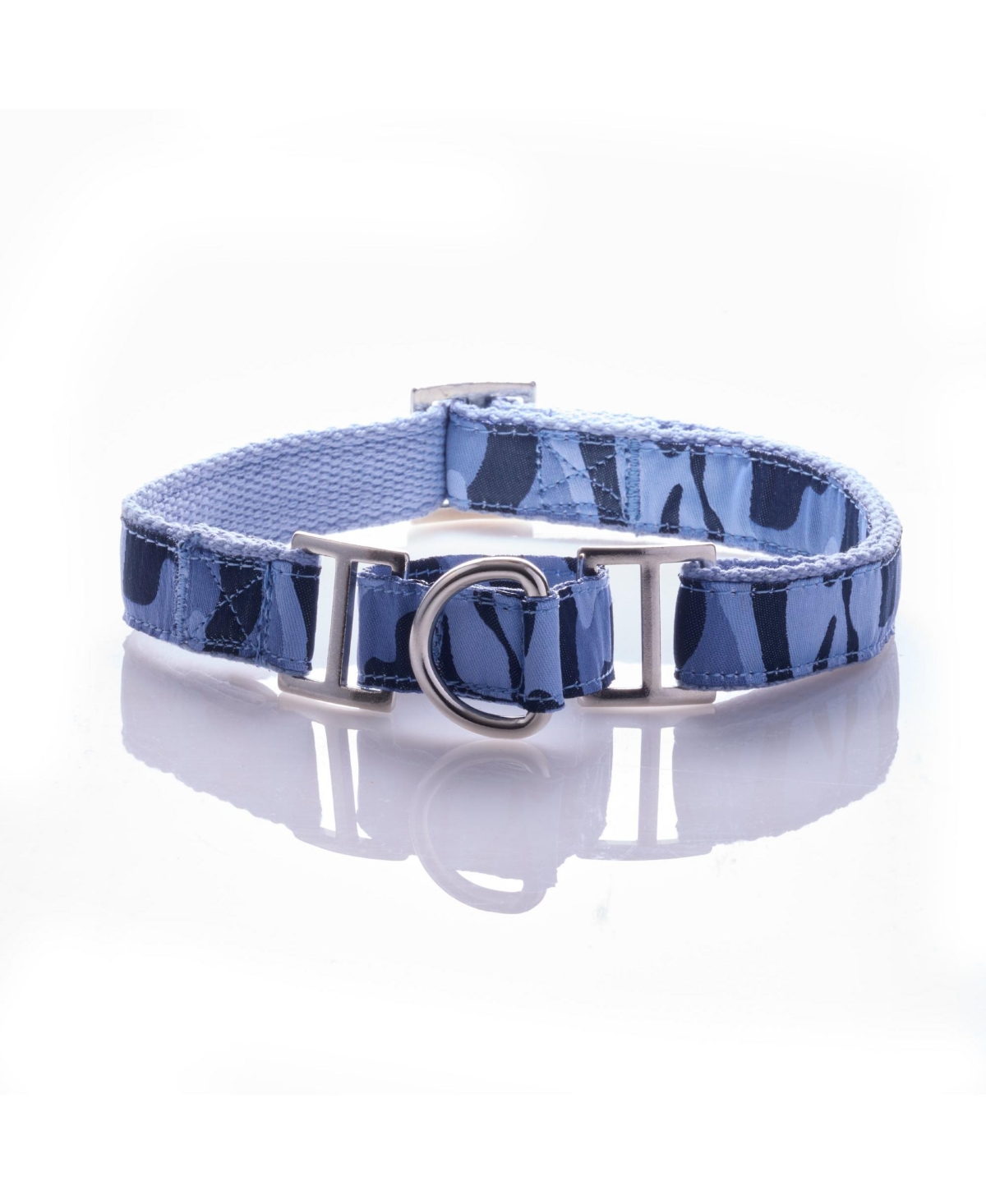 Click here for Pet Passion Remy Ii The Ribbon Martingale - Navy c... prices