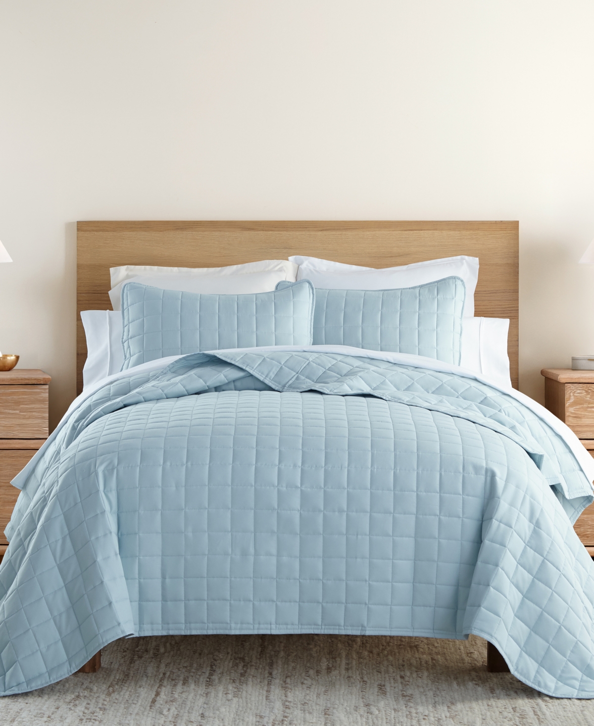 Click here for ienjoy Home Ultra Soft Square Pattern Quilted Cove... prices