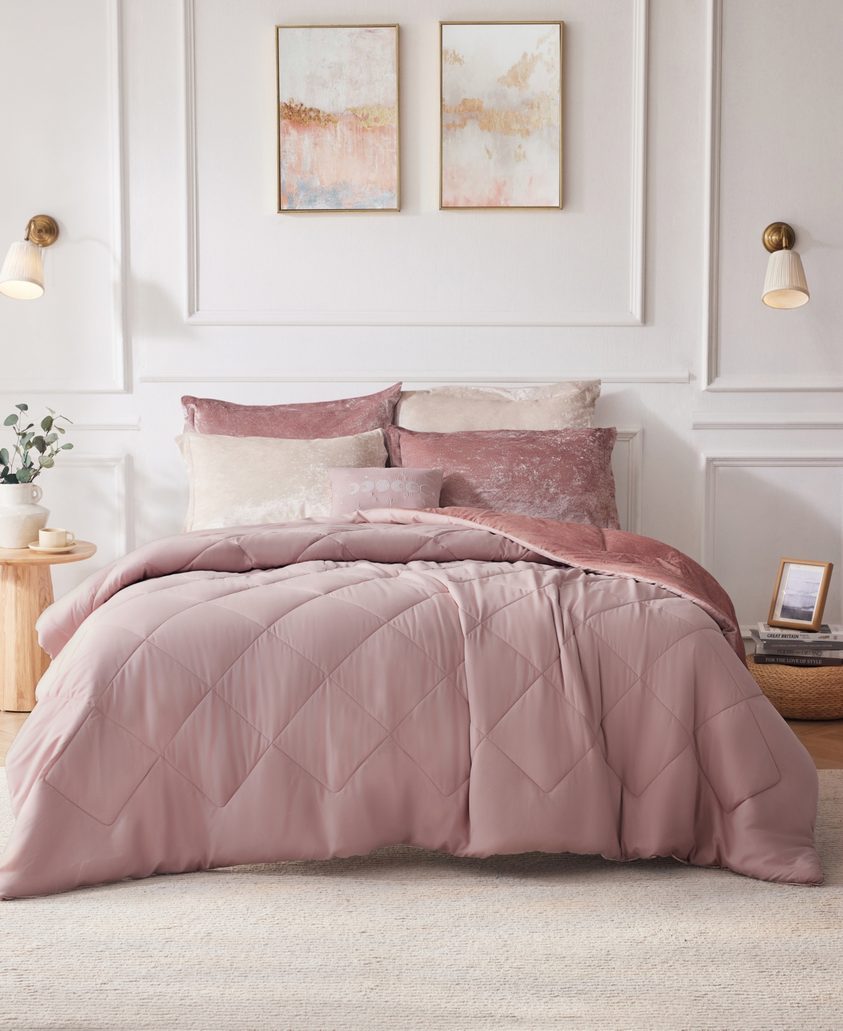 Click here for Intelligent Design Felicia Velvet 4-Piece Duvet Co... prices