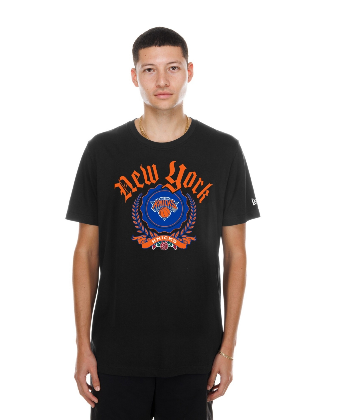Click here for New Era Mens Black New York Knicks Gothic Crest T-... prices