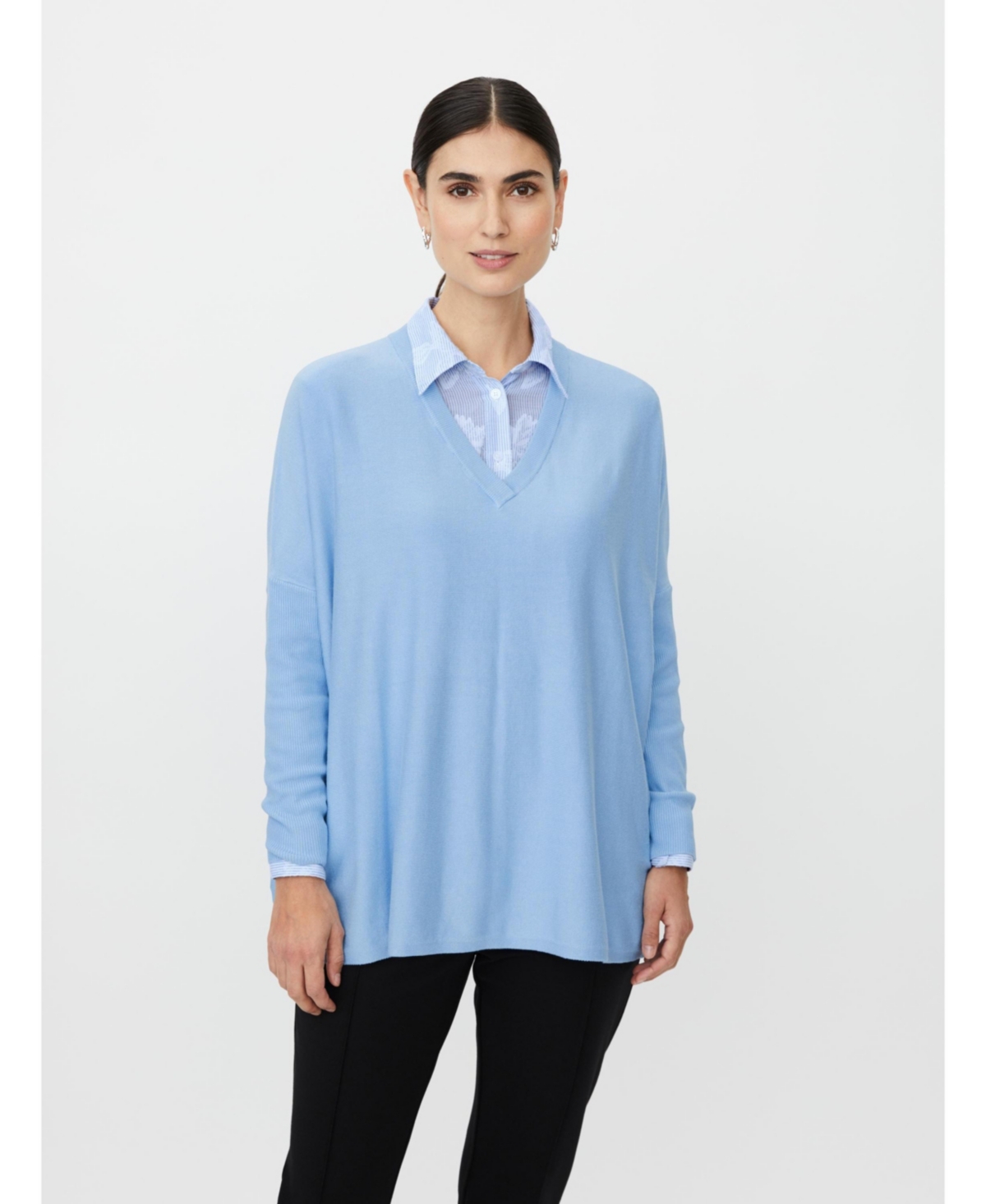 Click here for Masai Copenhagen Womens MaFronia V-Neck Relaxed Fi... prices