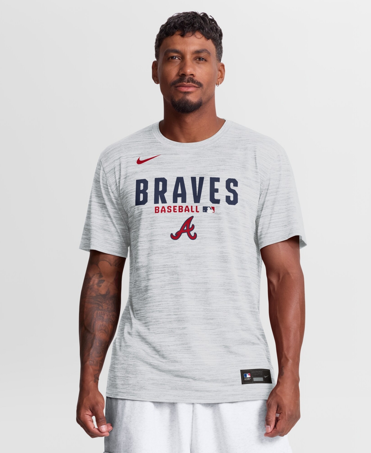 Click here for Nike Mens White Atlanta Braves Authentic Collectio... prices