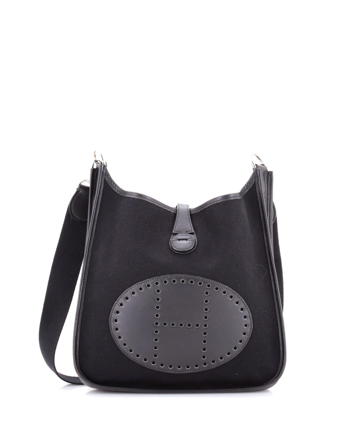 Click here for Pre-Owned HERMES Pm Evelyne Bag Gen I Toile and Le... prices