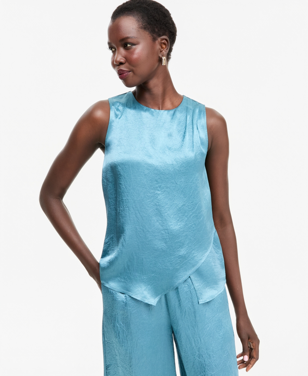 Click here for I.n.c. International Concepts Womens Sleeveless Sa... prices
