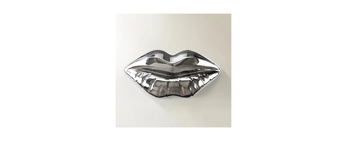 Click here for Z Gallerie Chrome Lips Object - Silver prices
