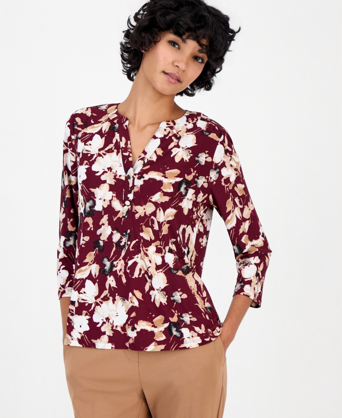 Click here for Anne Klein Essentials Petite V-Neck 3/4-Sleeve Flo... prices