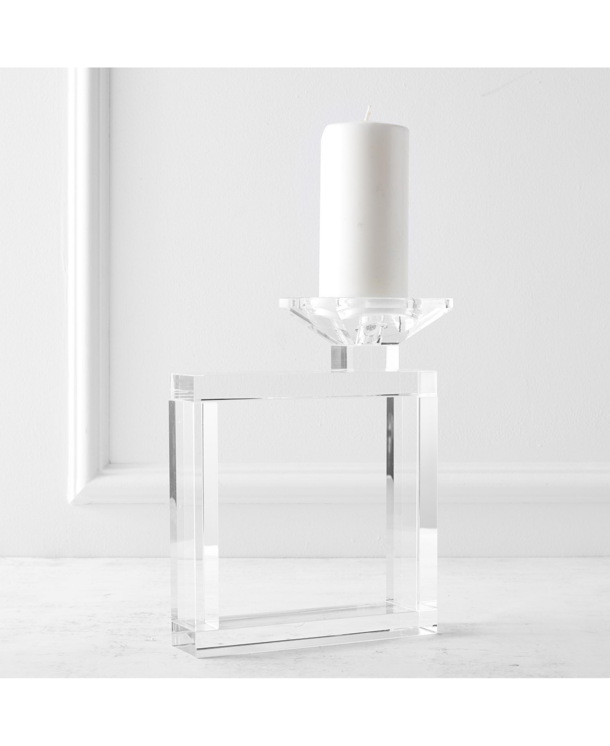 Click here for Z Gallerie Linx Pillar Holder - Clear prices