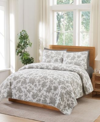 Click here for Brooklyn Loom Mila Floral 3 Piece Quilt Sets prices