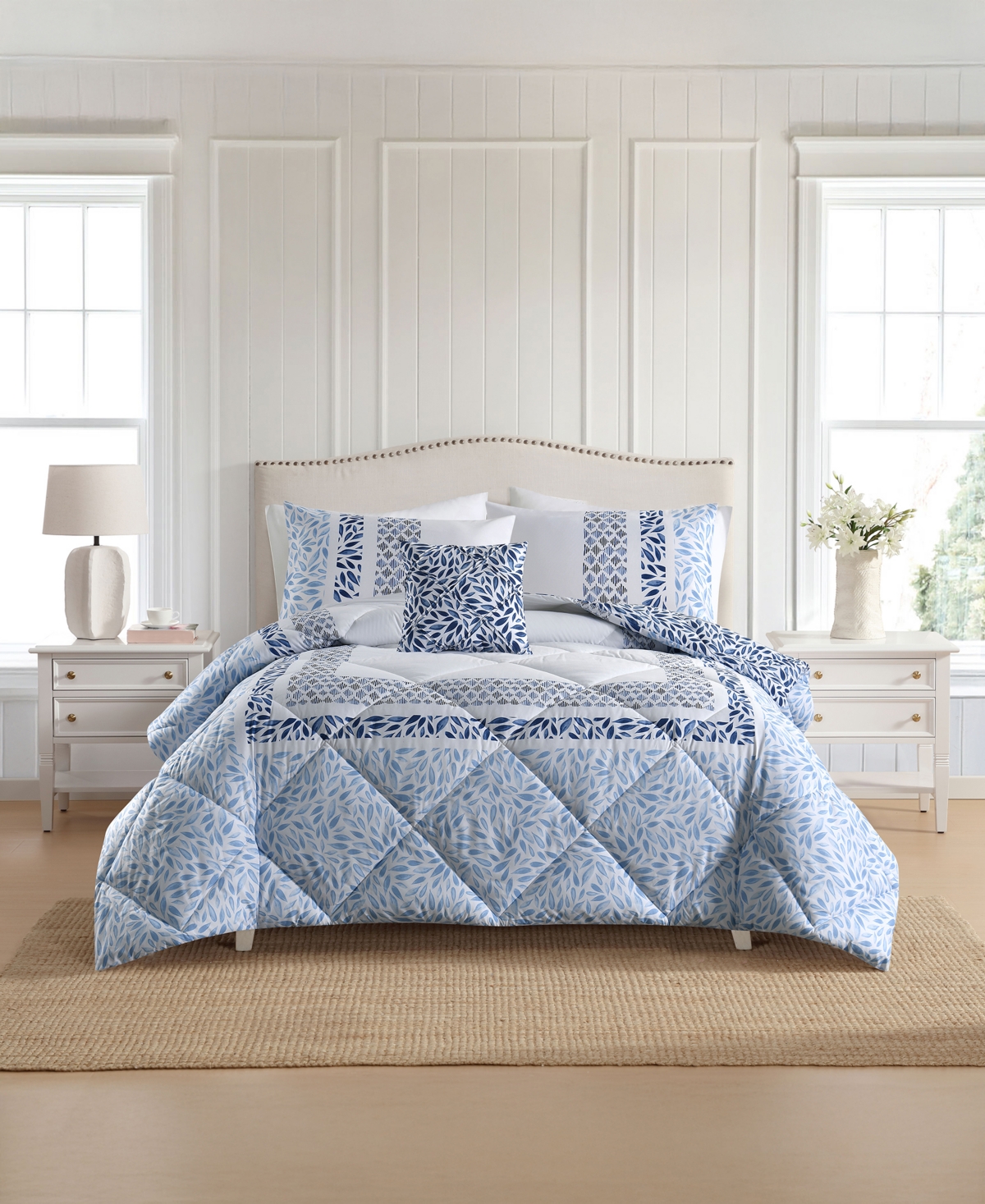 Click here for Lenox Bluebay 4-Piece Comforter Set  King - Blue prices