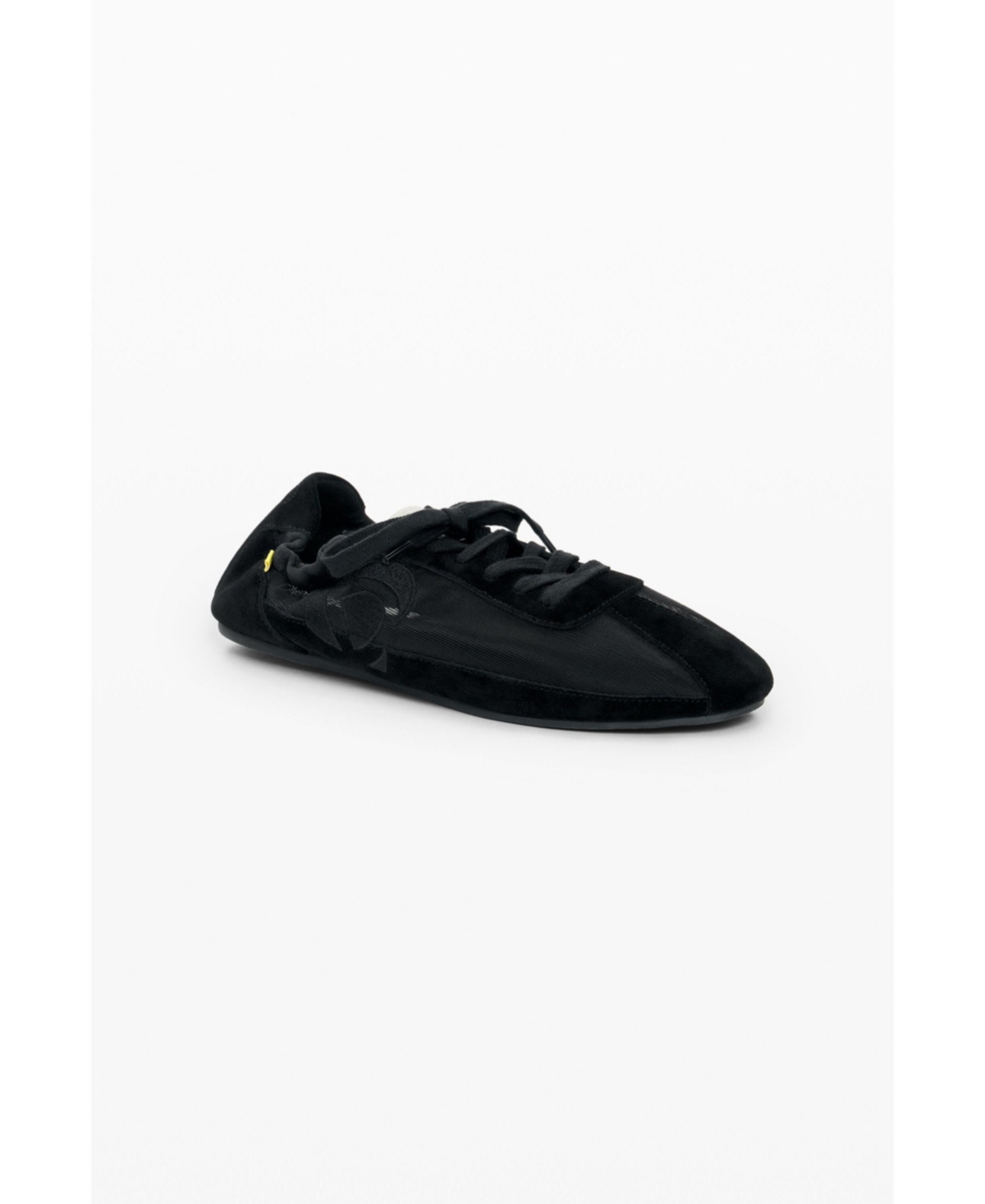 Click here for Desigual Womens Leather Logo Sneakers - Black prices