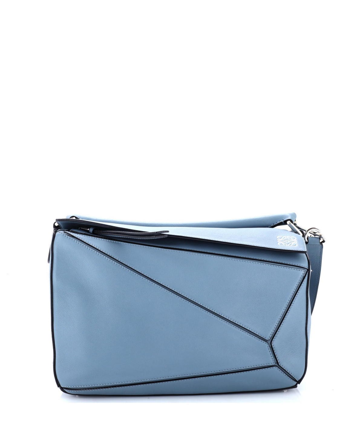 Click here for Pre-Owned Loewe Medium Puzzle Bag Leather - Blue prices