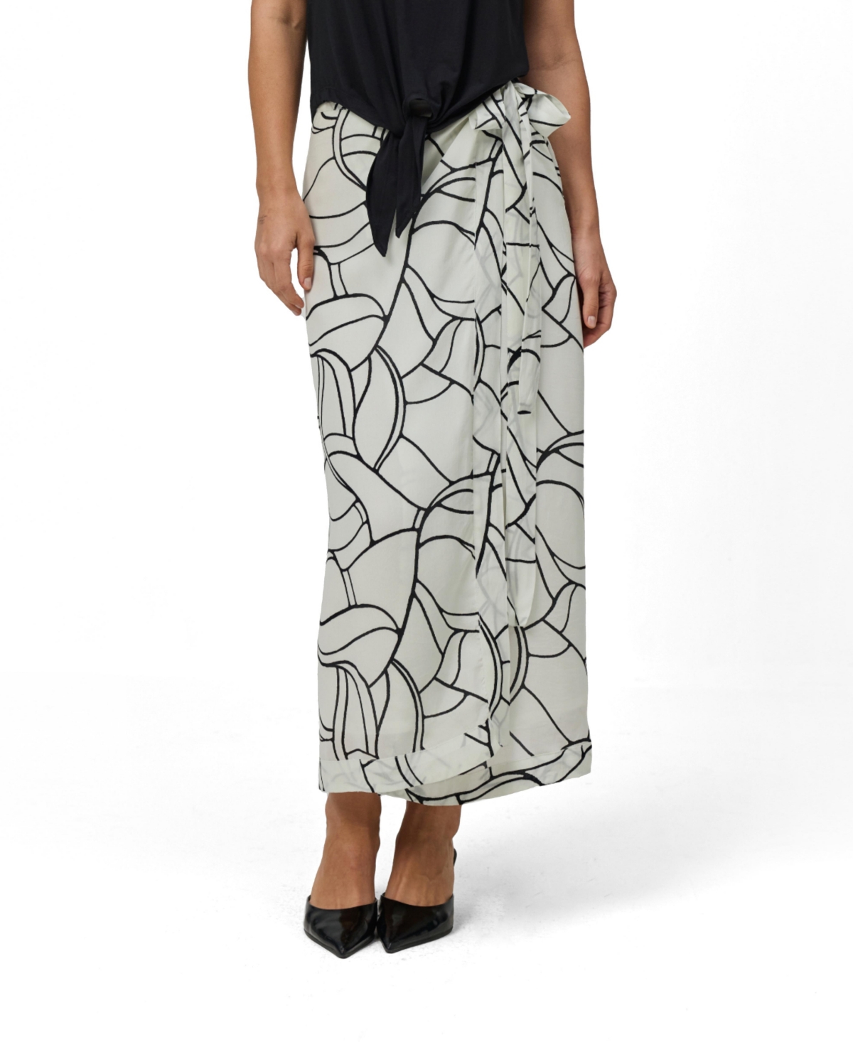 Click here for Reistor Womens Wrap Midi Skirt - Black prices